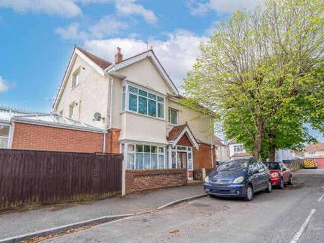 Southbourne, Bracken Road, Bournemouth, 2 Bedroom Apartment