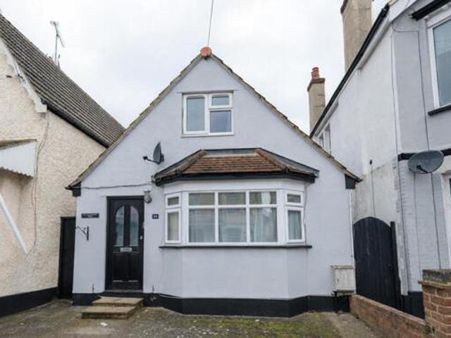 Southbourne Grove, Westcliff on sea, 3 Bedroom Detached