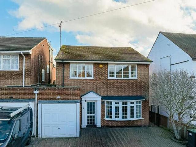 Southbourne Grove, Westcliff on sea, 4 Bedroom Detached