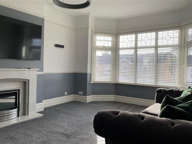 Southbourne Road BH6, 2 bed flat to rent, £1,300 pcm | PrimeLocation