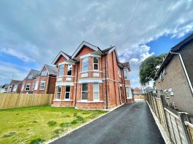 Southbourne Road, Bournemouth BH6, Studio to rent, £850 pcm | PrimeLocation