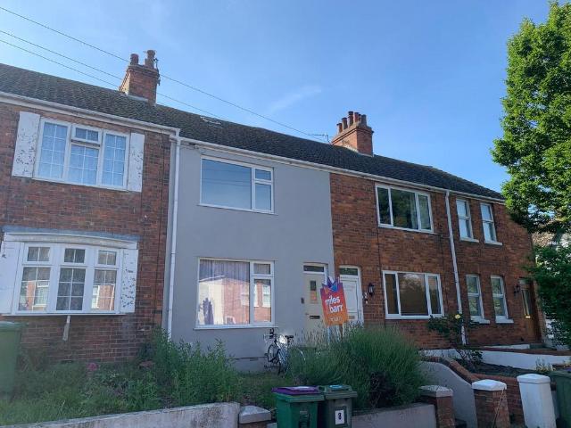 Southbourne Road, Folkestone, CT19 3 bed terraced house to rent £1,275 pcm £294 pw