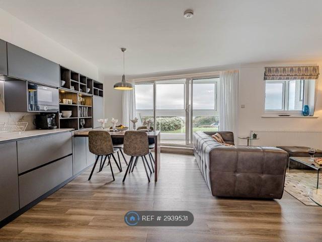 Southbourne Sands, Southbourne BH6, 3 bed flat to rent, £2,096 pcm | PrimeLocation