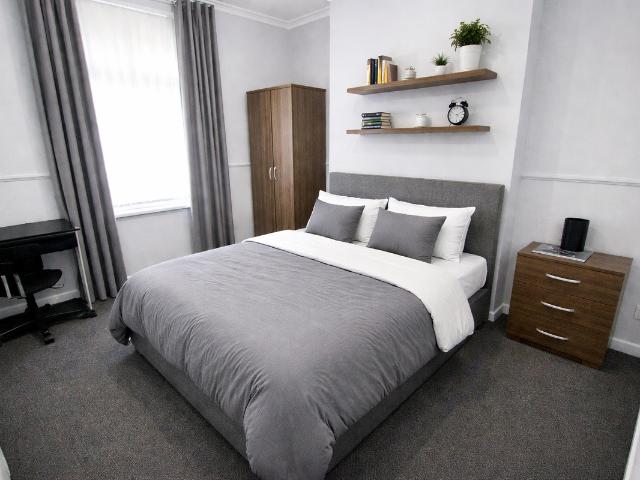 Southbourne Street, Salford M6, Room to rent, £650 pcm | PrimeLocation