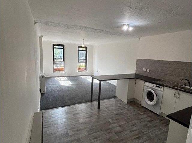 Southchurch Avenue, Southend On Sea SS1, 2 bed flat to rent, £1,250 pcm | PrimeLocation