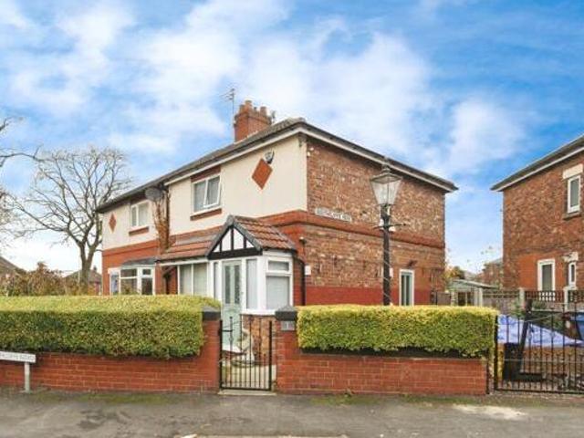 Southcliffe Road, Stockport, 3 Bedroom Semi detached