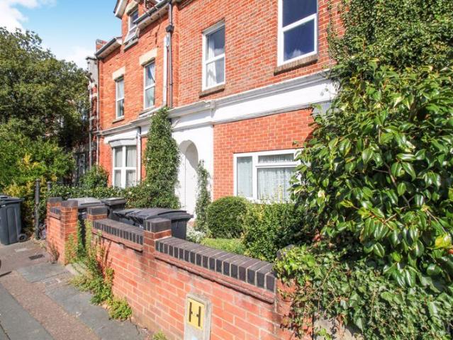 Southcote Road, Bournemouth BH1, 4 bed property to rent, £1,600 pcm | PrimeLocation