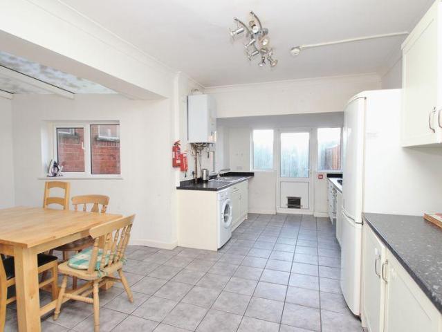 Southcote Road, Bournemouth BH1 6 bed terraced house to rent £3,150 pcm £727 pw