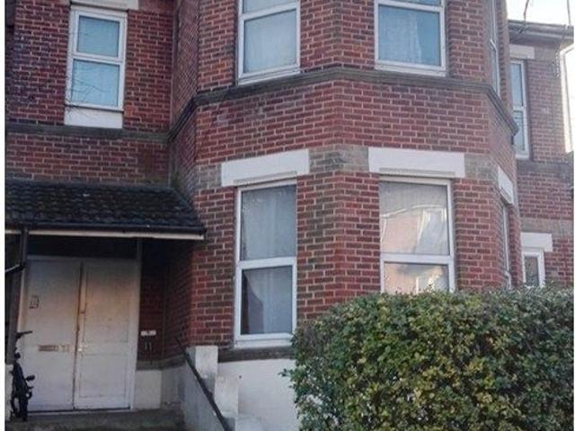 Southcote Road, Bournemouth BH1, Studio to rent, £657 pcm | PrimeLocation