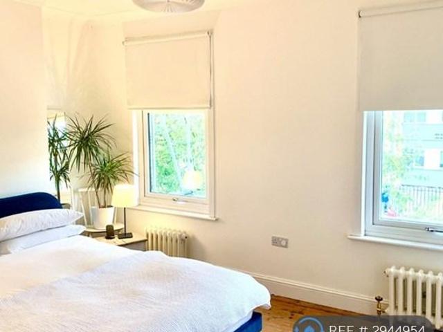Southcote Road, London, E17 3 bed terraced house to rent £2,800 pcm £646 pw