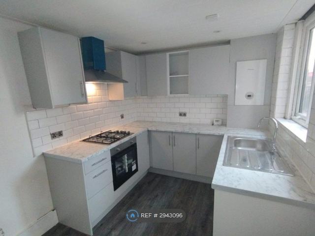 Southdale Road, Liverpool L15, 3 bed terraced house to rent, £1,050 pcm | PrimeLocation
