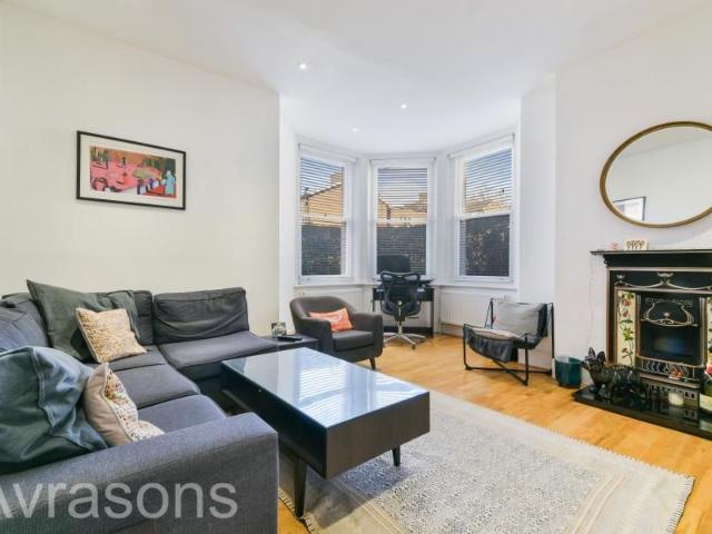 Southey Road, Oval SW9, 2 bed flat to rent, £2,500 pcm | PrimeLocation