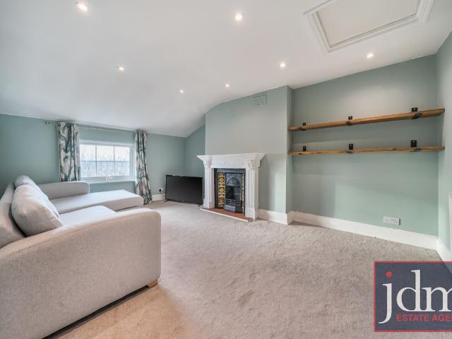Southend Crescent, London SE9, 2 bed flat to rent, £1,700 pcm | PrimeLocation