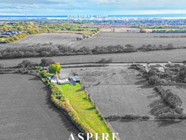 Southend Road, Corringham, 3 Bedroom Detached