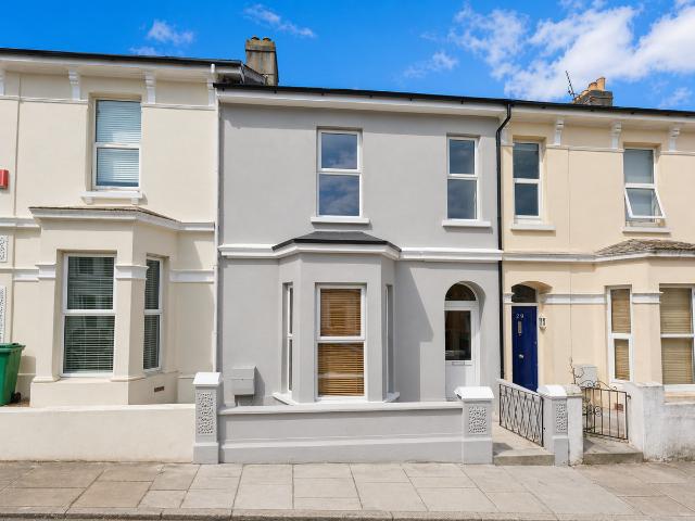 Southern Terrace, Mutley PL4, 3 bed terraced house to rent, £1,300 pcm | PrimeLocation