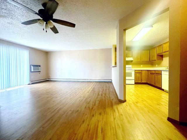 Southern Cross Apartments 3 Bedroom Apartment for Rent at 809 E Minnesota St, Rapid City, SD 57701