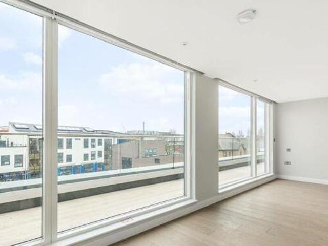 Southern Row, Ladbroke Grove, 1 Bedroom Flat