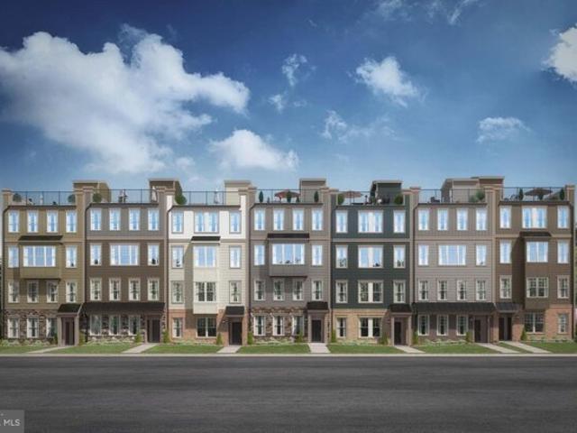 Southern Shores Dr, Dumfries, Condo For Sale