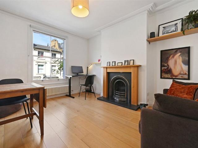 Southerton Road, Brook Green, London W6, 1 bed flat to rent, £1,842 pcm | PrimeLocation
