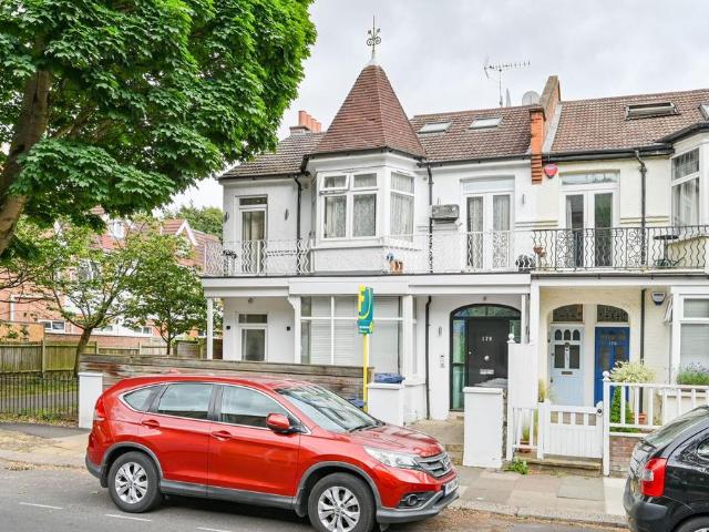 Southfield road, Chiswick, London, W4 1 bed flat to rent £1,750 pcm £404 pw