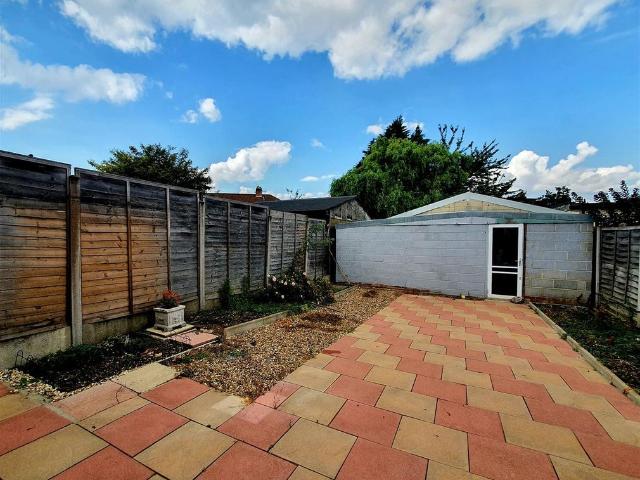 Southfield Road, Waltham Cross EN8, 3 bed end terrace house to rent, £2,200 pcm | PrimeLocation