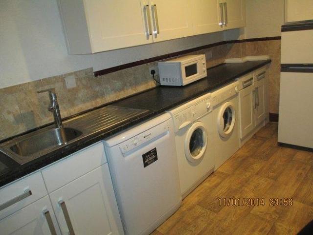 Southfield Road Teesside University 5 bed house share to rent £2,600 pcm £600 pw