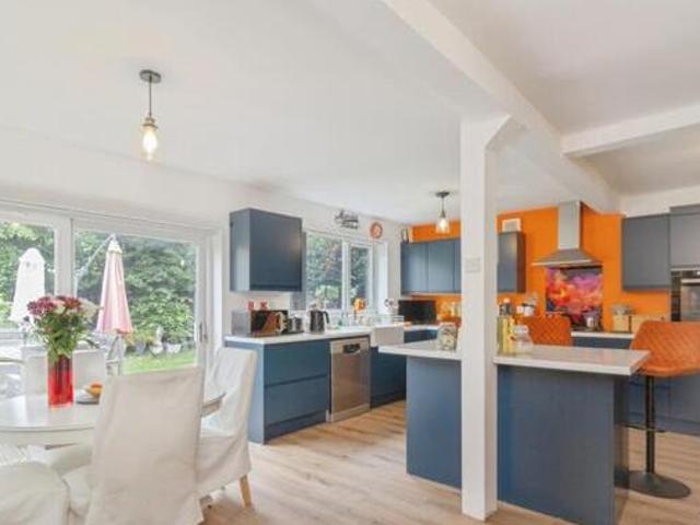 Southfields Avenue, Leicester, 5 Bedroom Semi detached