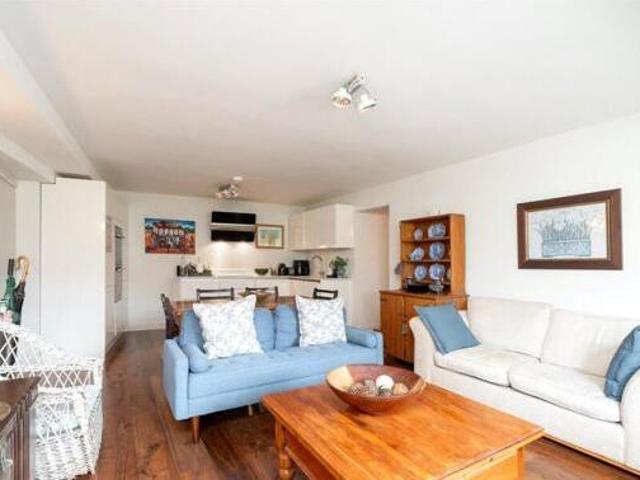 Southfields Court, Augustus Road, 3 Bedroom Apartment