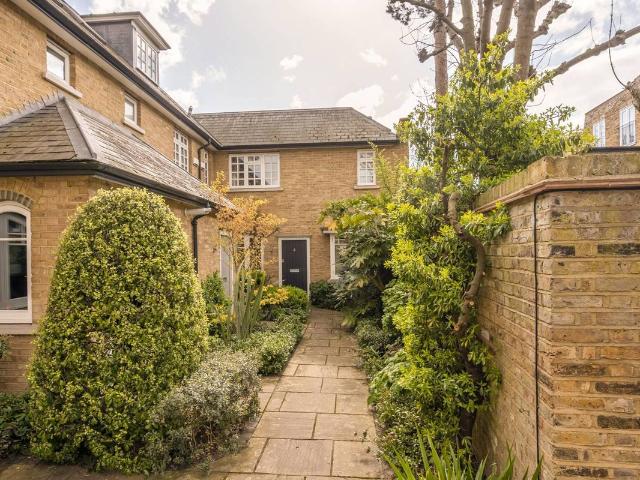 Southfields Road, Wandsworth, London SW18, 2 bed end terrace house to rent, £3,550 pcm | PrimeLocation