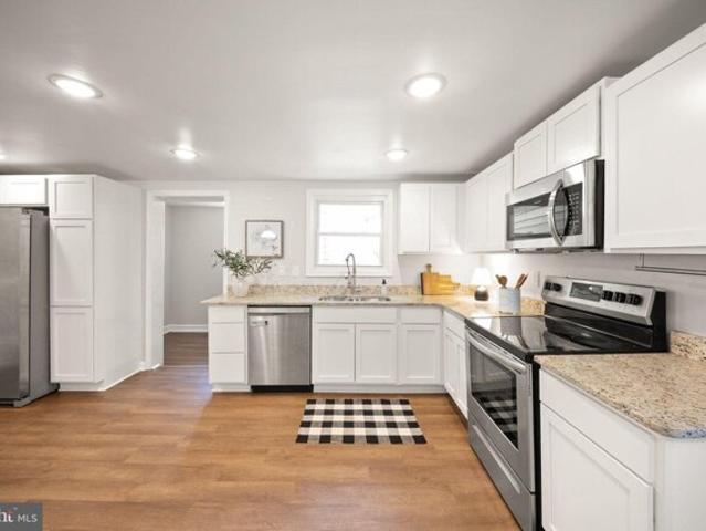 Southgate Ave, Fredericksburg, Home For Sale