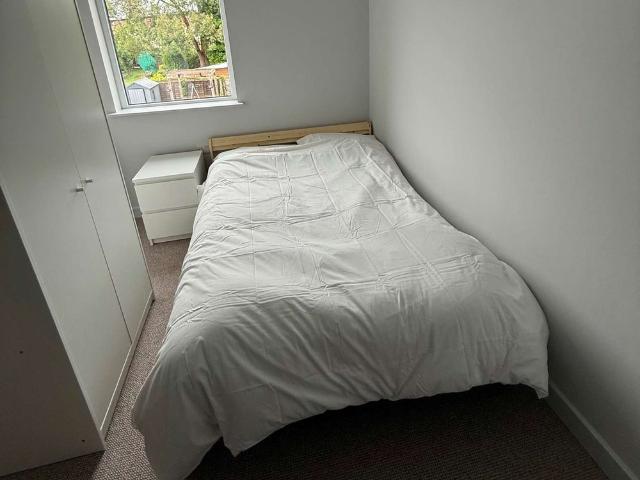 Southgate Avenue Room C