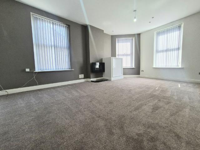 Southgate, Elland
