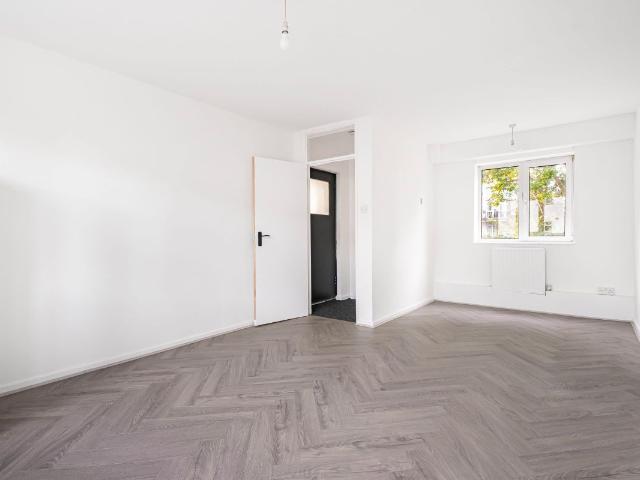 Southgate House, The Drive Walthamstow E17, 1 bed flat to rent, £1,700 pcm | PrimeLocation