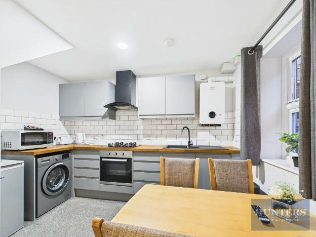 Southgate Street, Gloucester GL1, 2 bed flat to rent, £1,195 pcm | PrimeLocation