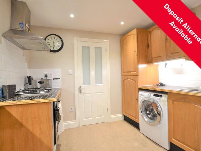 Southgate Street, Gloucester, Gloucestershire GL1, 3 bed flat to rent, £1,200 pcm | PrimeLocation