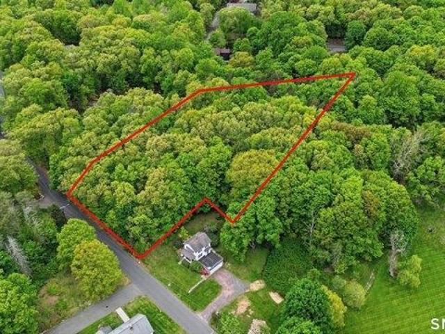 Southington CT 06489 104653460