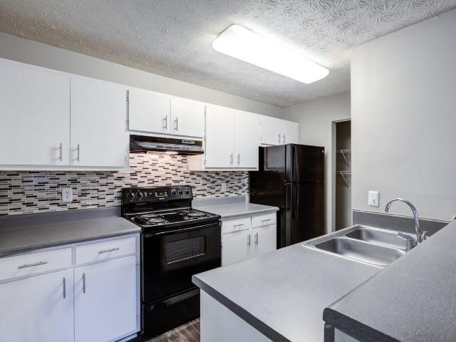 Southland Station Apartments 2 Bedroom Apartment for Rent at 210 Southland Station Dr, Warner Robins, GA 31088