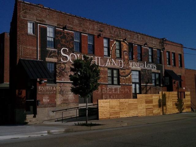 Southland Wine Lofts 1 Bedroom Apartment for Rent at 415 Oliver Hill Way, Richmond, VA 23219 Upper Shockoe Valley