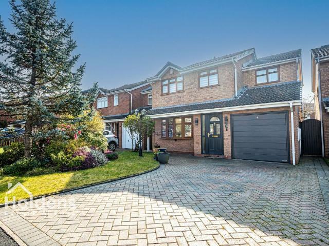 Southlands Avenue, Lostock Hall PR5, 4 bed detached house to rent, £1,570 pcm | PrimeLocation