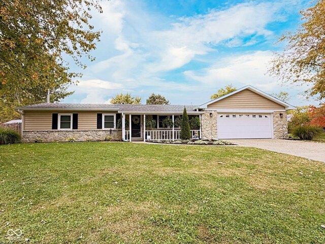 Southlane Dr, New Whiteland, Home For Sale