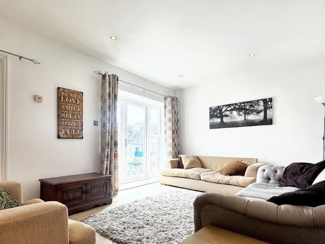 Southleigh Mews, Southleigh Road, Bristol BS8, 2 bed flat to rent, £2,000 pcm | PrimeLocation