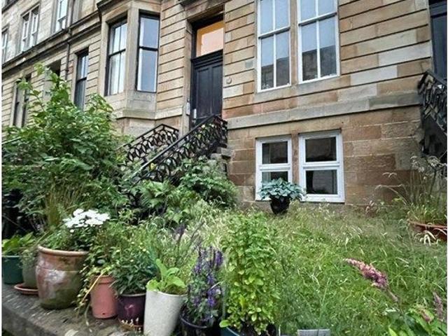 Southpark Avenue, Glasgow G12, 4 bed flat to rent, £2,800 pcm | PrimeLocation