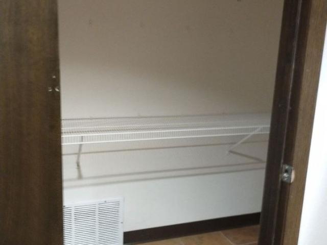 Southpoint Apartments 1 Bedroom Apartment for Rent at 308 Glencoe Ave, Waterloo, IA 50701