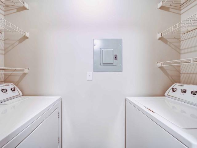 Southpoint Glen 3 Bedroom Apartment for Rent at 5800 Tattersall Dr, Durham, NC 27713