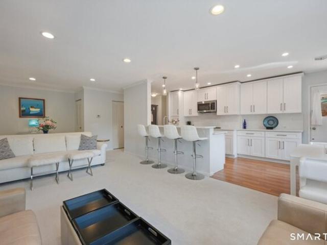 Southport Woods Dr Unit,fairfield, Condo For Sale