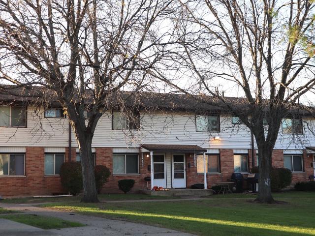 Southridge Park 2 Bedroom Apartment for Rent at 79 Warwick Ct, Jackson, MI 49203