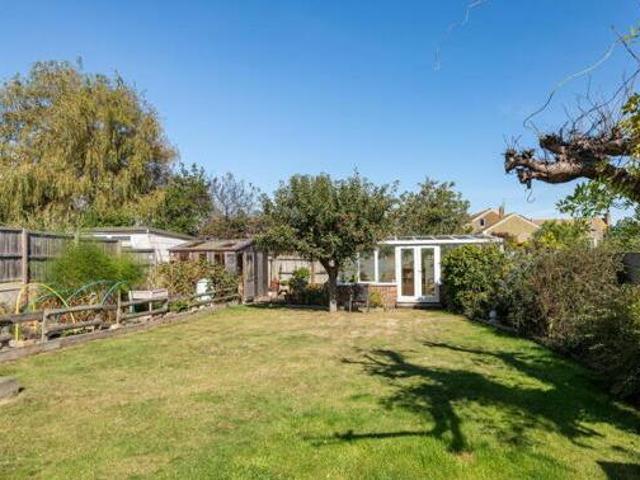 Southsea Avenue, Minster On Sea, 3 Bedroom Detached