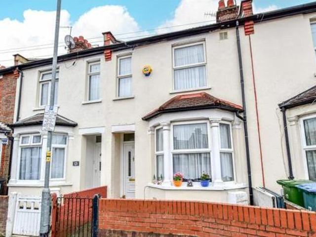Southsea Avenue, Watford, 3 Bedroom Terraced