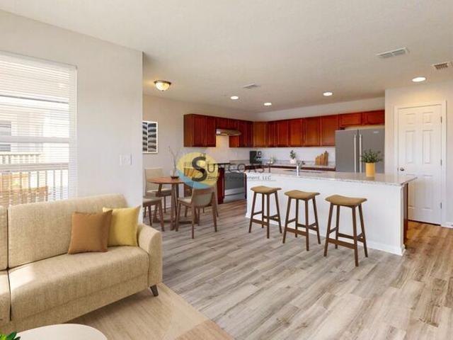 Southside Gem w/ Balcony Views | Natural Light