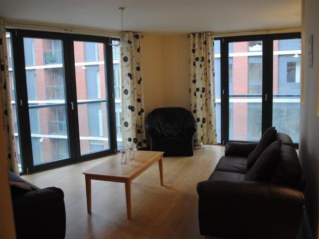 Southside, St Johns Walk 2 bed apartment to rent £1,295 pcm £299 pw